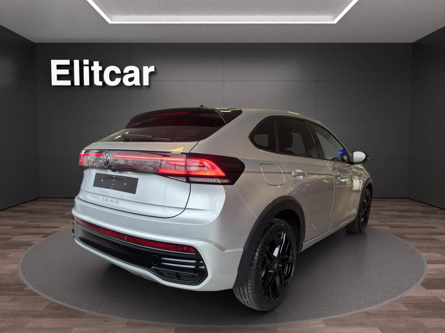Volkswagen Taigo R-Line Plus - Elitcar